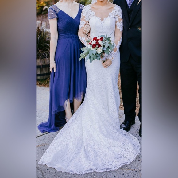 Allure Bridals | Dresses | Allure Bridals Trumpetmermaid Lace Ivory ...